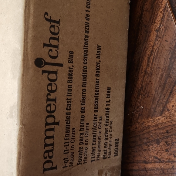 Pampered Chef | Kitchen | Pampered Chef Qt Enameled Cast Iron Baker ...